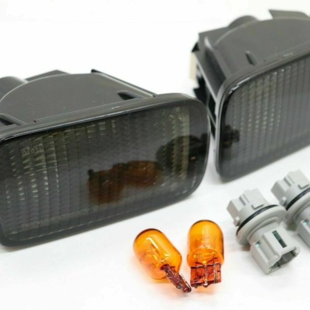 NISMO FRONT WINKER LAMP SET BNR34 GTR - Nissan Race Shop